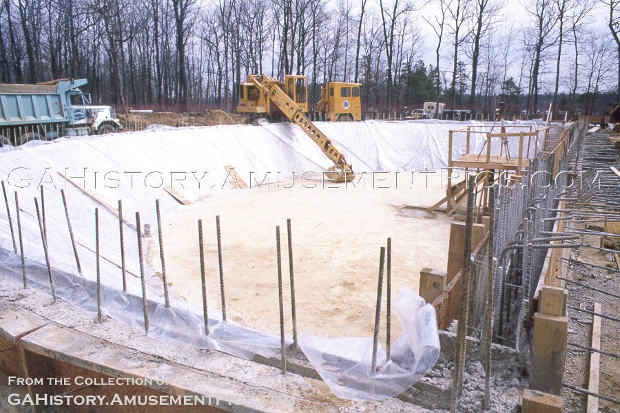 Aqua Stadium Construction